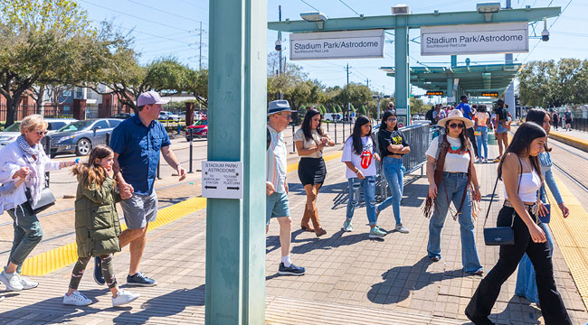 METRO | Public Transit | Houston, Texas | Bus | Rail | Park & Ride